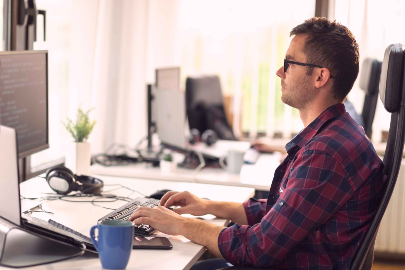 What does an IT consulting firm do? - Valid